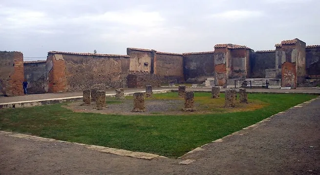 Macellum VII - 9, 7. 8. 19. 52 - Pompei Online